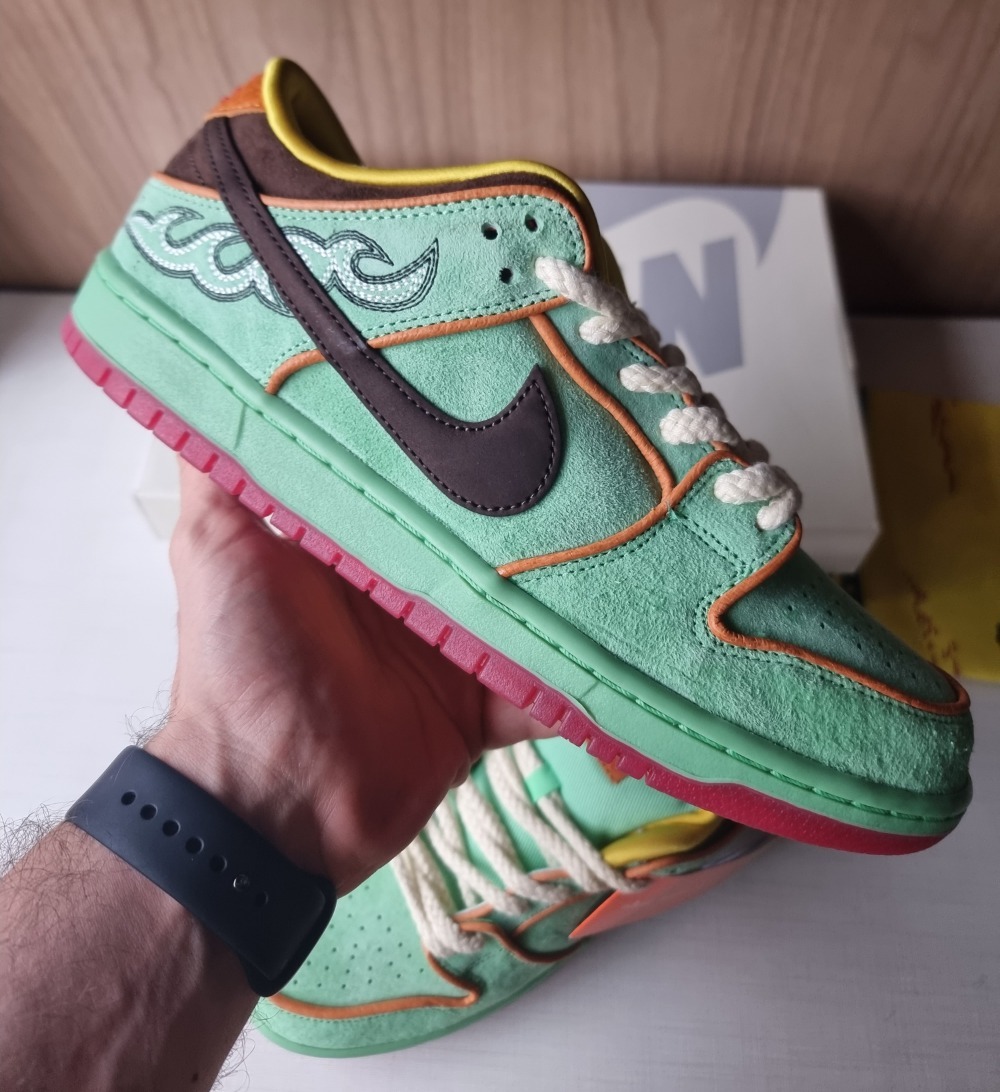 Nike SB Dunk Low QS BHM Rodeo - Droper