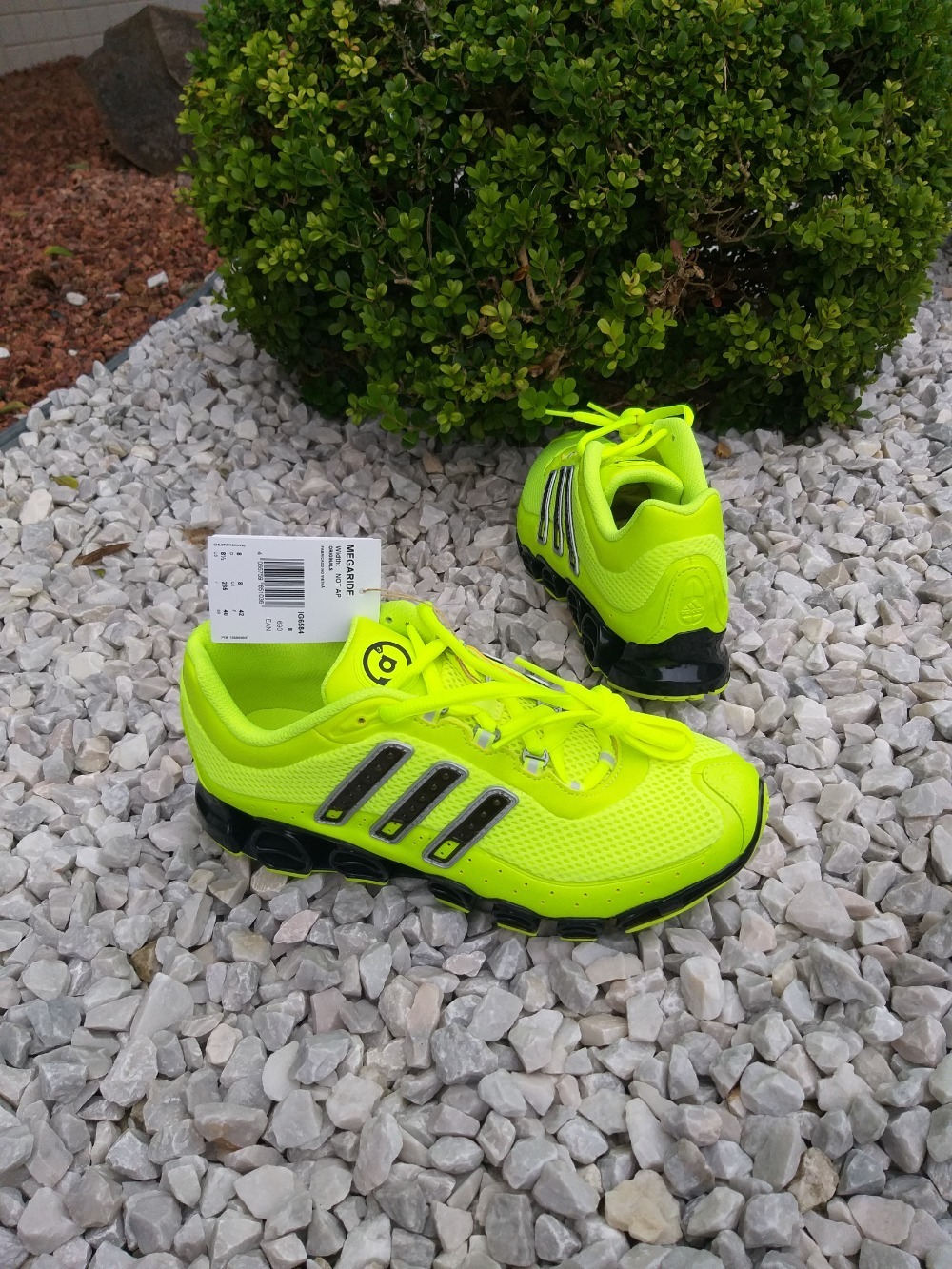 adidas Megaride Solar Yellow Core Black - Droper